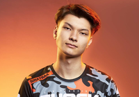 sinatraa's Gaming Gear, PC Setup, & Settings (2025)
